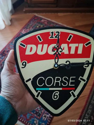 orologio da muro ducati corse wall clock by Tala16 Help Stampa 3D ...