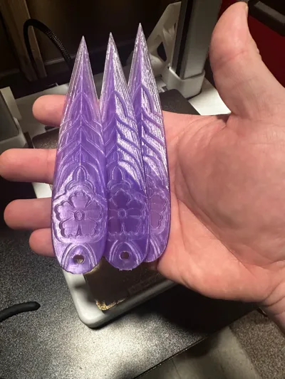 Zoey's Shin-kal Throwing Knives by BRONZE INC. MakerWorld: Download ...