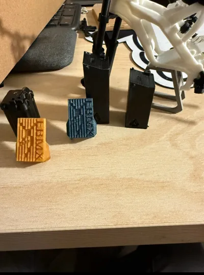 Mini Surron Light Bee X Scale (Electric Dirt Bike) by How2Random ...