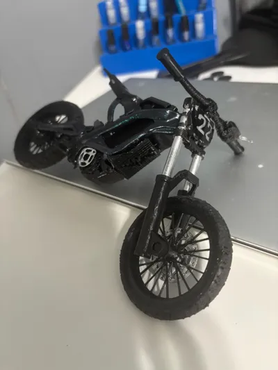 Mini Surron Light Bee X Scale (Electric Dirt Bike) by How2Random ...
