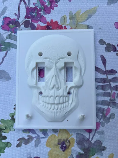 Skull Light Switch Cover - Free 3D Print Model - MakerWorld