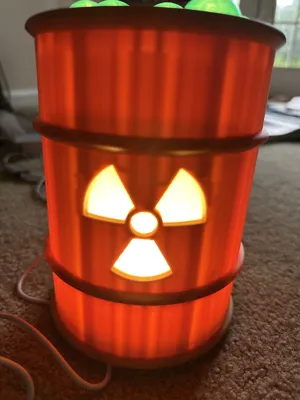 Toxic Waste Lamp - Eerie Radioactive Glow v2 by Trinkify3D MakerWorld ...