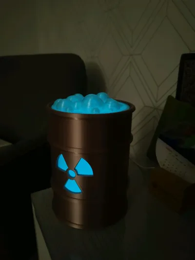Toxic Waste Lamp - Eerie Radioactive Glow v2 by Trinkify3D MakerWorld ...