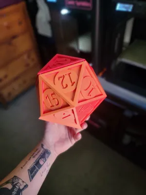 D20 Box by Eskice Miniature - MakerWorld