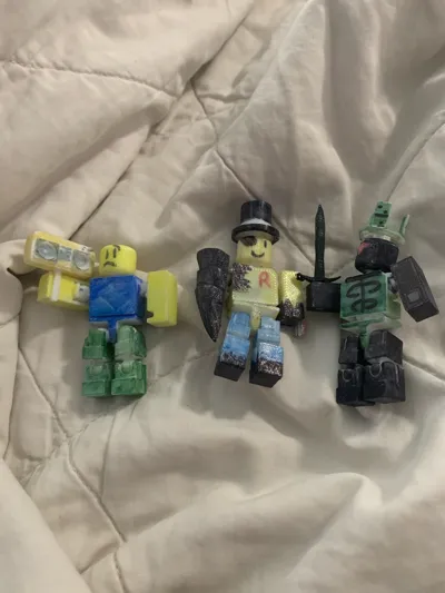 fully articulated Robloxian figure - Free 3D Print Model - MakerWorld