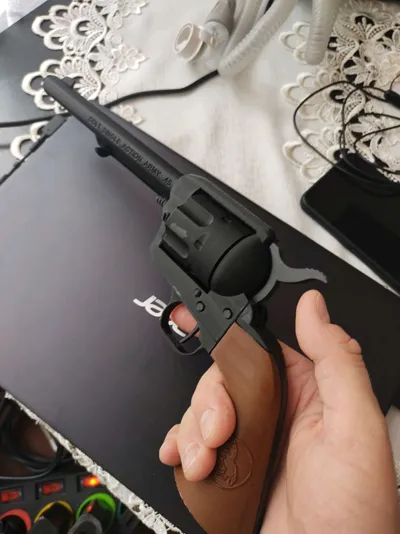 Colt Single Action Army M1873 SAA Revolver Fidget - Free 3D Print Model ...