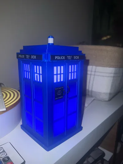 TARDIS LED Lamp - Free 3D Print Model - MakerWorld