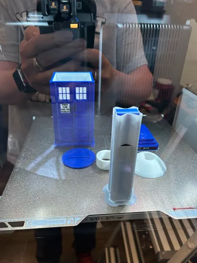 TARDIS LED Lamp - Free 3D Print Model - MakerWorld