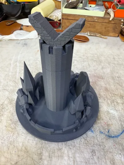 CRYSTAL DRAGON STAND - Free 3D Print Model - MakerWorld