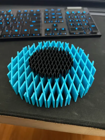 Squishy Waffle Fidget by Lockwick - MakerWorld