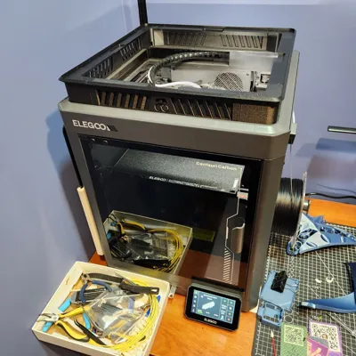 Elegoo Centauri carbon vented riser w sliding top Remixed by Tiger ...