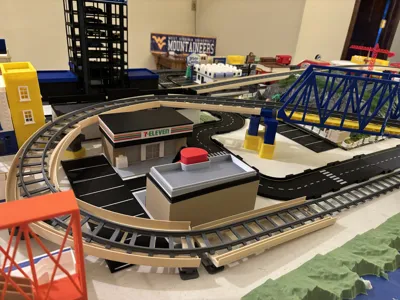 7-Eleven Model Set - 1:64 Scale Diorama - Free 3D Print Model - MakerWorld