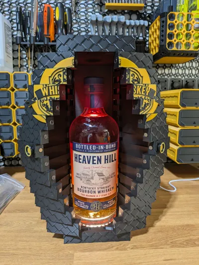 Whiskey Display Box by The Patient Maker MakerWorld: Download Free 3D ...