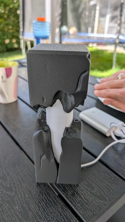 Fractured Monolith Lamp - Free 3D Print Model - MakerWorld