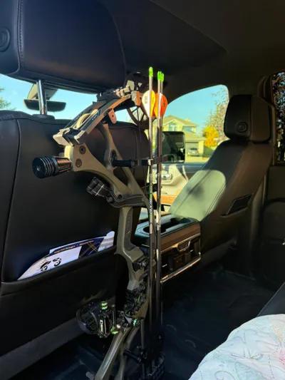 Head Rest Bow Buddy Type Hanger - Free 3D Print Model - MakerWorld