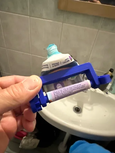 Toothpaste Squeezer V3 by SpiderPrinter MakerWorld: Download Free 3D Models