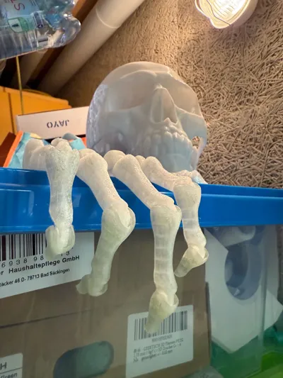 Print in Place Fully Articulated Skeleton Hand by KOGI3D MakerWorld ...