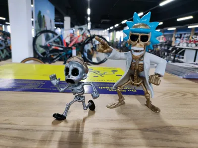 Rick and Morty Skeleton Duo Running Scene - Free 3D Print Model ...