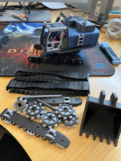 Tracked Excavator by Murata MakerWorld: Download Free 3D Models