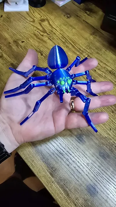 Articulated Spider 来自 Lucky 13 Toys MakerWorld：免费下载 3D 模型