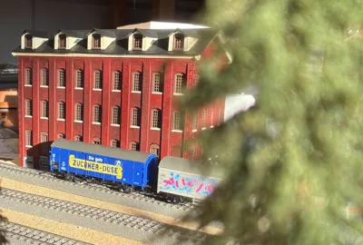 Norwich Factory Warehouse, HO Scale - Free 3D Print Model - MakerWorld