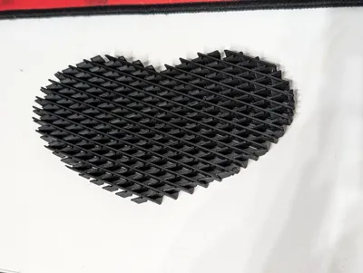 Flexi Squeeze Heart by function3d - MakerWorld