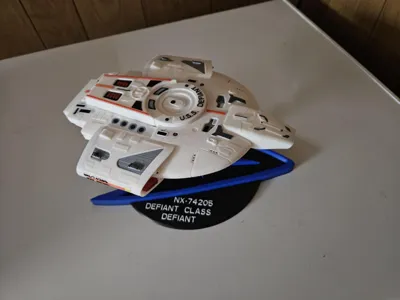 Defiant - Defiant Class by martin.taichl MakerWorld: Download Free 3D ...