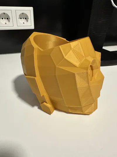 C3-POT - A Star Wars Low-Poly Vase by Gatto - MakerWorld