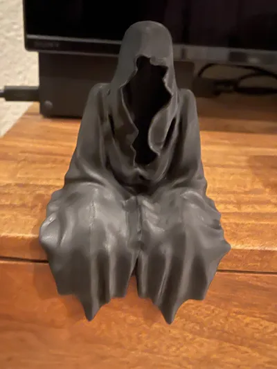 A STATUE OF A SITTING GHOST by yaroslav haievskyi MakerWorld: Download ...