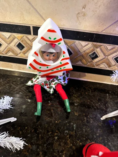 Elf on the Shelf Little Debbie Christmas Tree - Free 3D Print Model ...