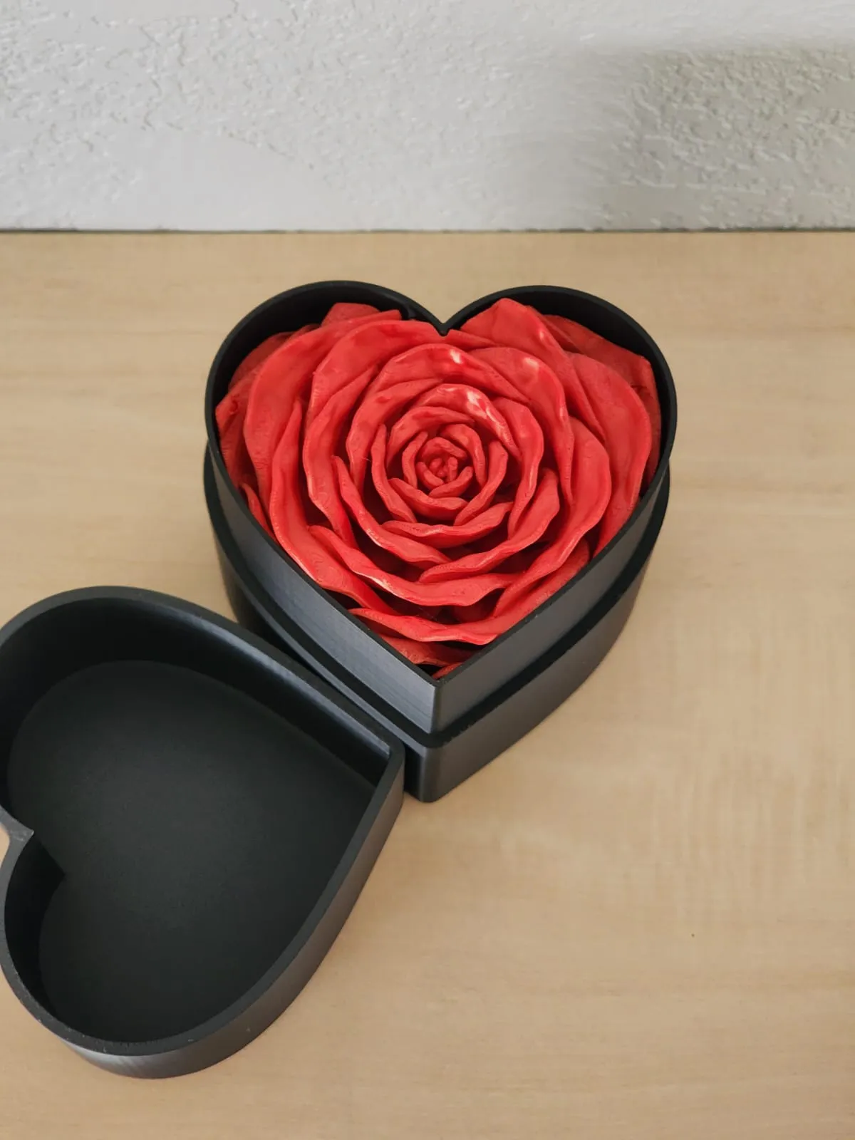 Mini hearts - Free 3D Print Model - MakerWorld