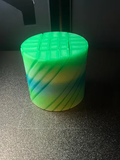 SpiralTwist Cylinder Fidget (slime Cylinder) - Free 3D Print Model ...