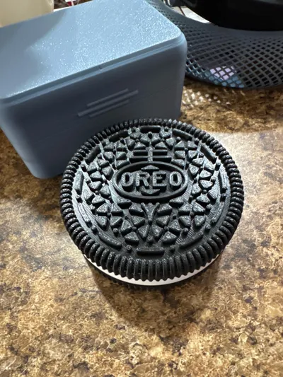 Big Oreo Container/Box with thread (No AMS) Remixed by JulesPrint3D ...