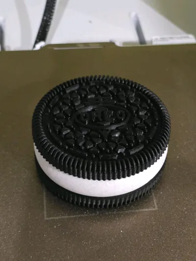 Big Oreo Container/Box with thread (No AMS) Remixed by JulesPrint3D MakerWorld: Download Free 3D ...