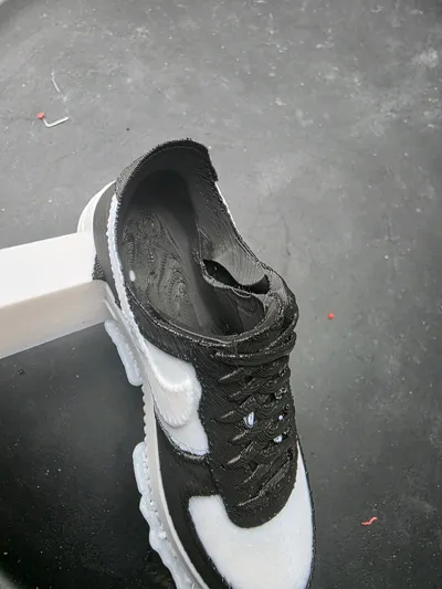PS5 Controller Stand nike shoes edition - Free 3D Print Model - MakerWorld