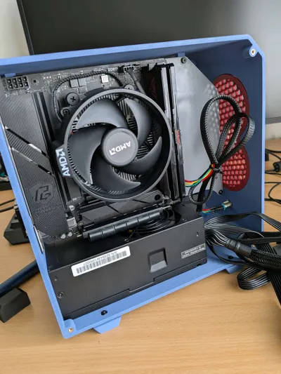 Mini ITX Computer Case - Suits AM4 CPU and 240mm GPU by mklements MakerWorld: Download Free 3D ...