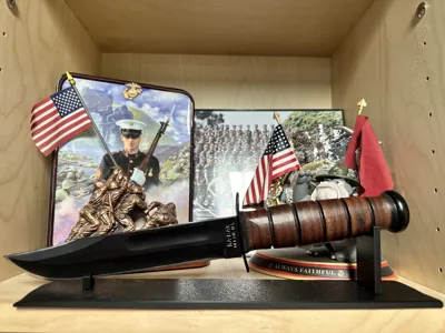 KA-BAR Knife Stand by Domin0221 - MakerWorld