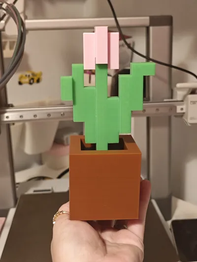 Minecraft Tulip Flower in Pot by hubuki MakerWorld: Download Free 3D Models