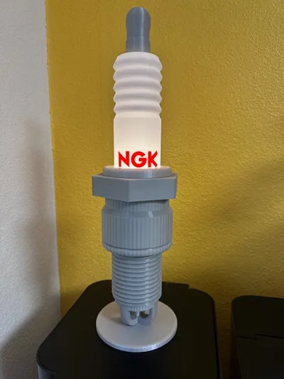 Spark Plug Lamp by Xander Designs - MakerWorld