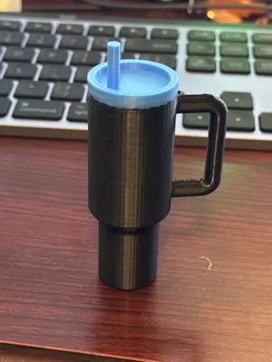 Stanley Cup Keychain by Vixvvo 3D - MakerWorld