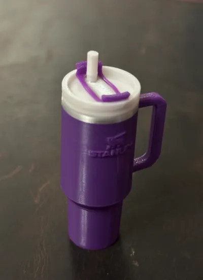 Stanley Cup Keychain by Vixvvo 3D - MakerWorld