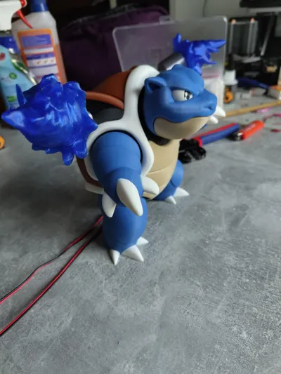 Blastoise LED Remezclado por Aki3D MakerWorld: Descarga Modelos 3D ...