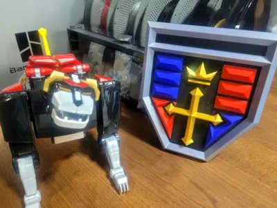 Voltron Crest by sionnachstudios - MakerWorld