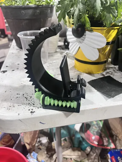 TILT PHONE STAND - INDUSTRIAL by Matthew Ghost MakerWorld: Download ...