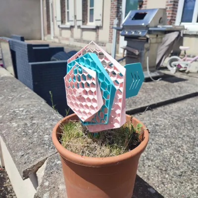 Honeycomb Windmill - Hexagon Wind Turbine Remixed by BamBam Design ...