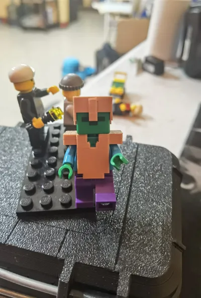 Lego Minecraft armor and helmet (Remixes) Remixed by jhe_42 MakerWorld ...
