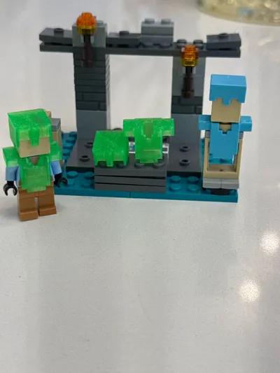 Lego Minecraft armor and helmet (Remixes) Remixed by jhe42 MakerWorld ...
