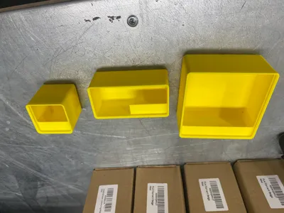 Gridfinity standard bins with label + parametric file Remixed by Akio ...