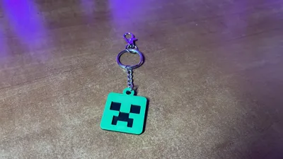 Minecraft Creeper keychain by nicodeimos - MakerWorld