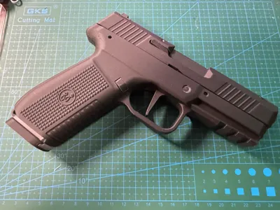 SP PP9 - Functional Handgun Toy 来自 Vissidus MakerWorld：免费下载 3D 模型